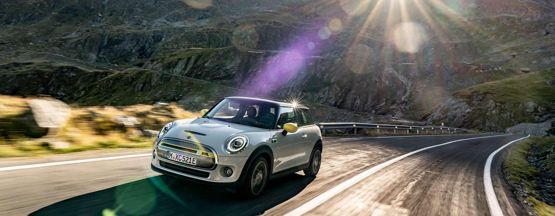 MINI elektromobilitāte – tehnoloģija | MINI.lv